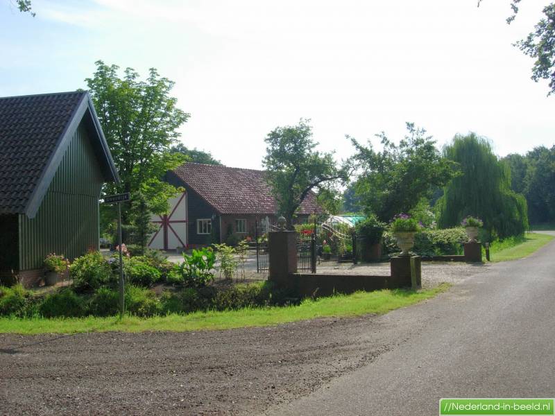 Bornerbroek > Tusveld luchtfoto's / foto's | Nederland-in-beeld.nl