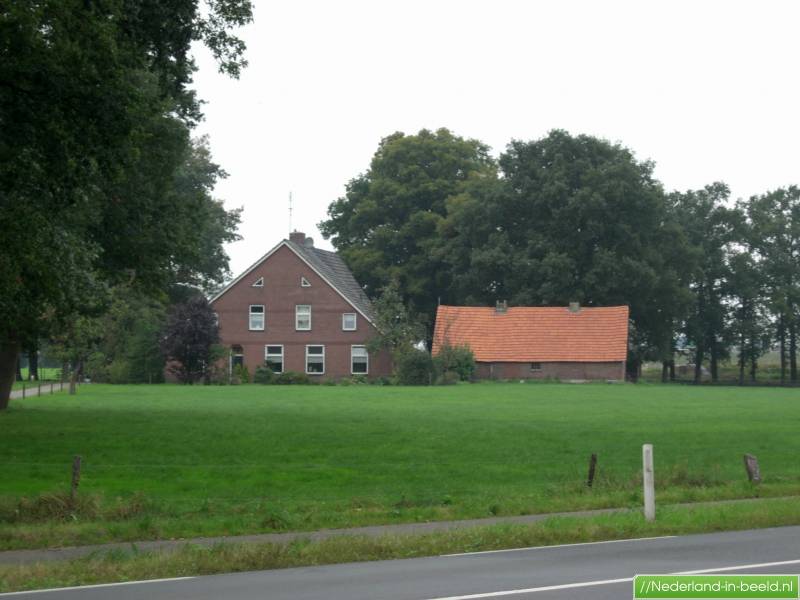 bornerbroek > zomerdijk luchtfoto's / foto's | Nederland-in-beeld.nl