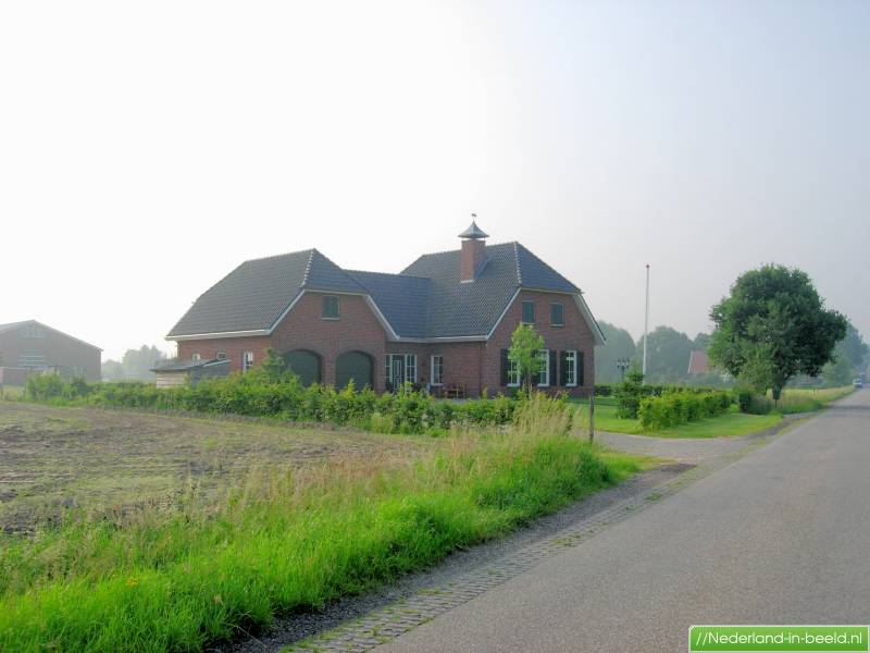 Bornerbroek > Spooldersweg luchtfoto's / foto's | Nederland-in-beeld.nl