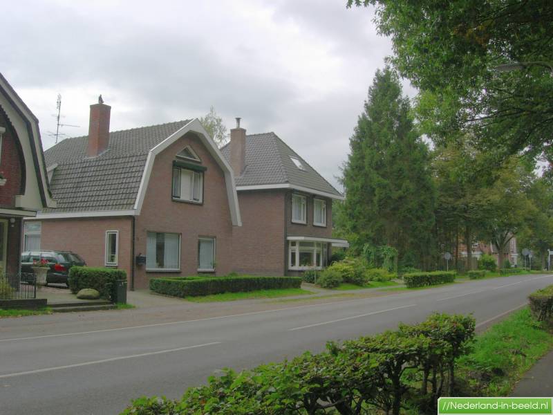 Wierden > Stationsstraat luchtfoto's / foto's | Nederland-in-beeld.nl