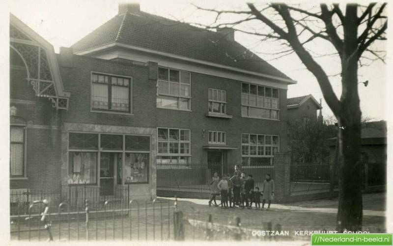 Luchtfoto's Oostzaan / foto's Oostzaan | Nederland-in-beeld.nl