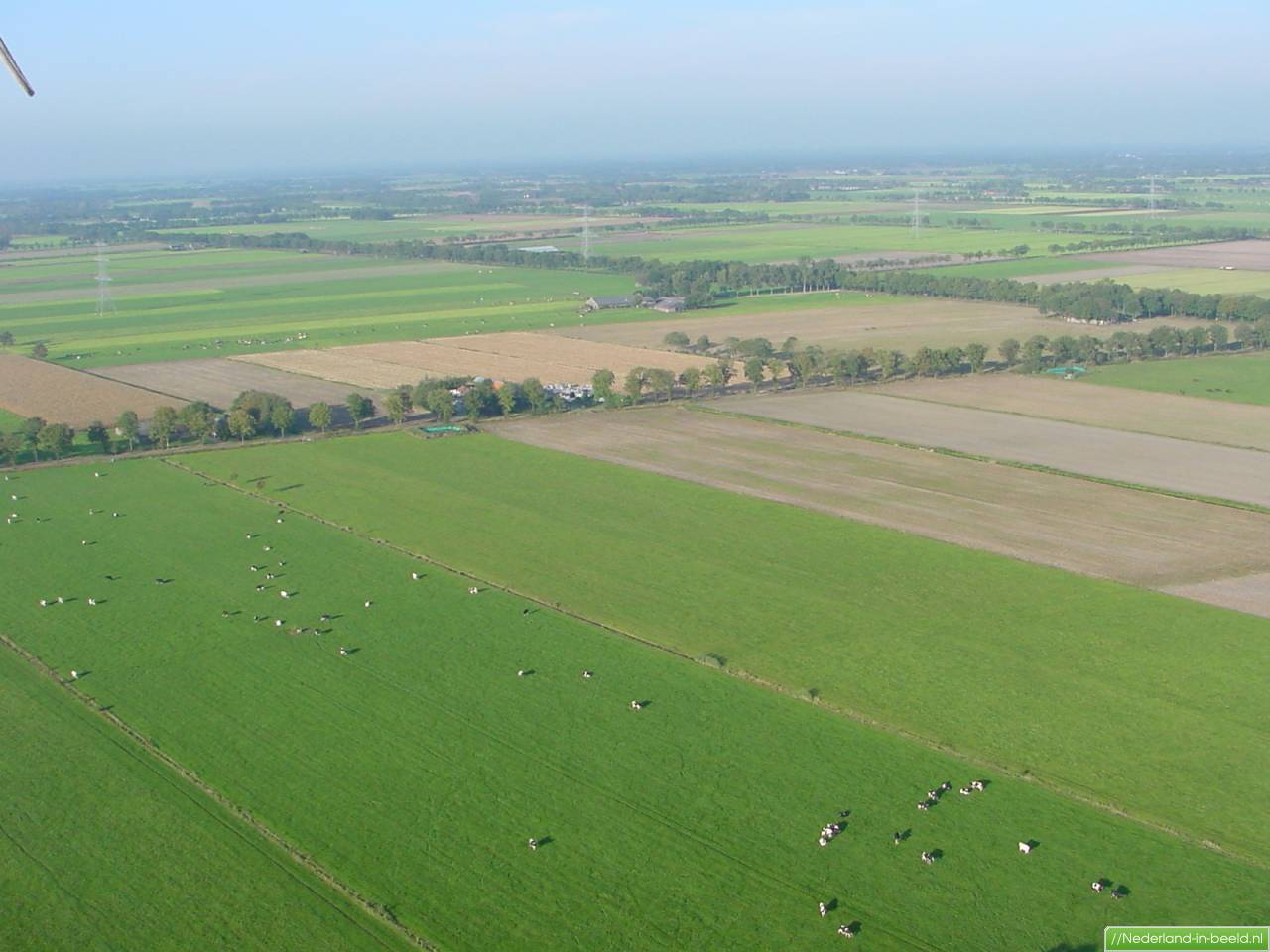 Luchtfoto's Dalfsen / foto's Dalfsen | Nederland-in-beeld.nl