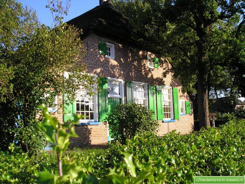 Luchtfoto's Rouveen / foto's Rouveen | Nederland-in-beeld.nl