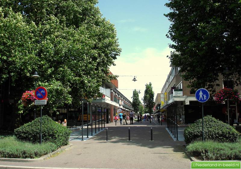 Luchtfoto's Uden / foto's Uden | Nederland-in-beeld.nl