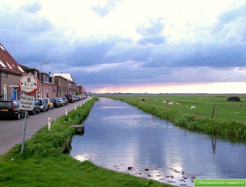 Luchtfoto's Waddinxveen / foto's Waddinxveen | Nederland-in-beeld.nl