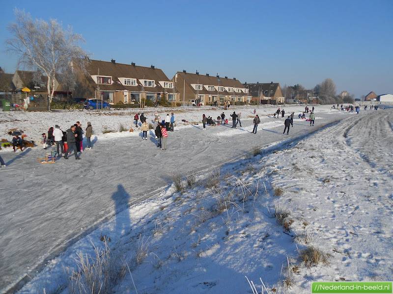 Dirksland > Kaai luchtfoto's / foto's | Nederland-in-beeld.nl