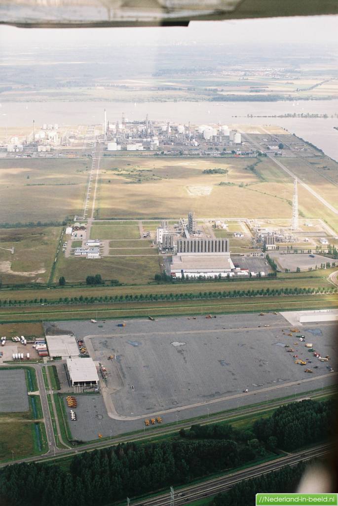 Moerdijk > Havendijk luchtfoto's / foto's | Nederland-in-beeld.nl