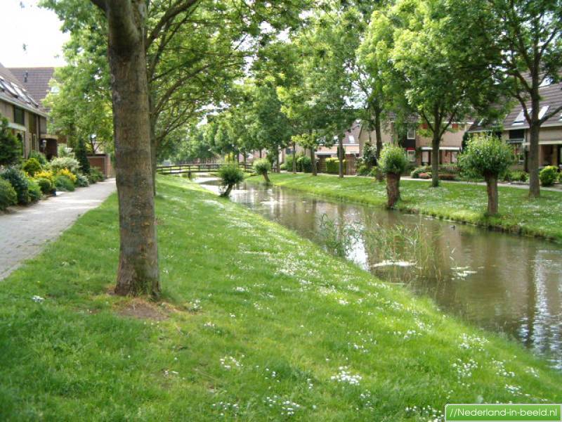 Piershil > Molendijk luchtfoto's / foto's | Nederland-in-beeld.nl