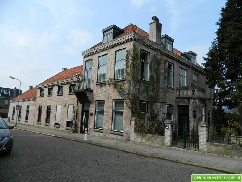 Luchtfoto's Pijnacker / foto's Pijnacker | Nederland-in-beeld.nl