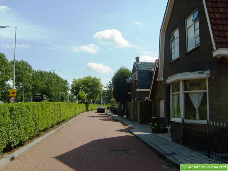 Poortugaal > Kerkachterweg luchtfoto's / foto's | Nederland-in-beeld.nl