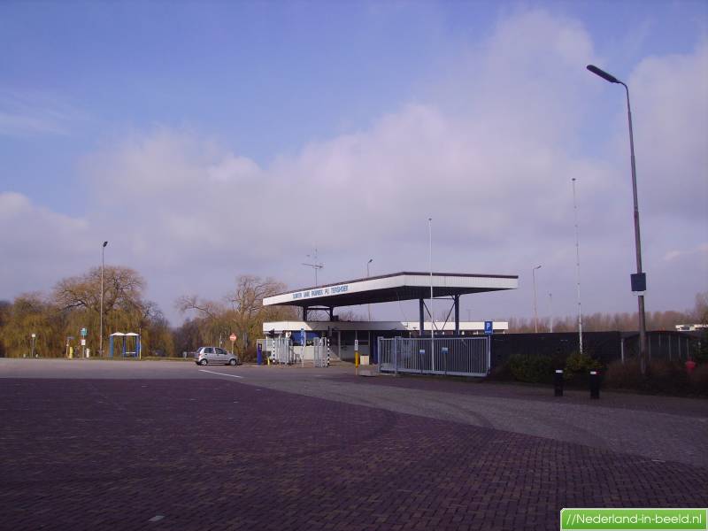 Puttershoek > Bovenkruier luchtfoto's / foto's | Nederland-in-beeld.nl