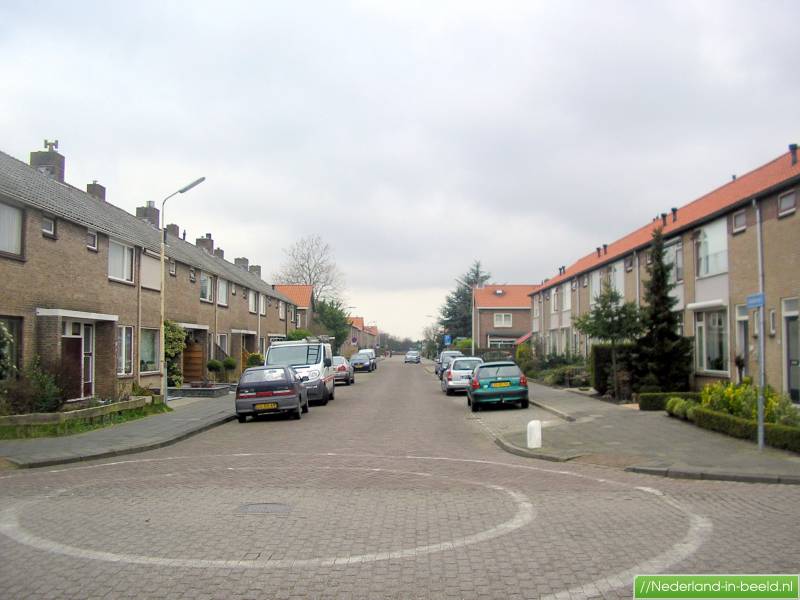 Sommelsdijk > Koninginnelaan luchtfoto's / foto's | Nederland-in-beeld.nl