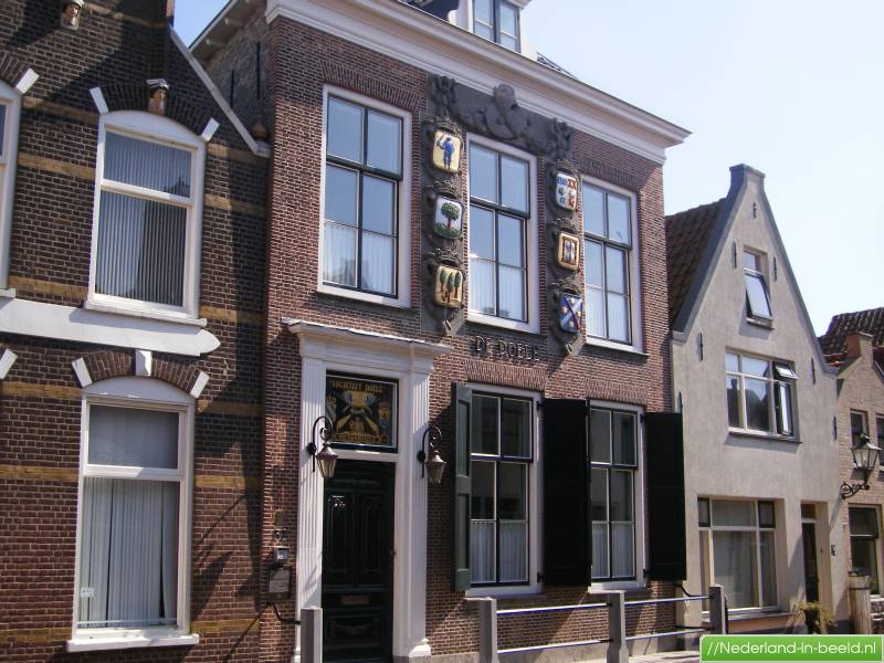 Sommelsdijk > Voorstraat luchtfoto's / foto's | Nederland-in-beeld.nl