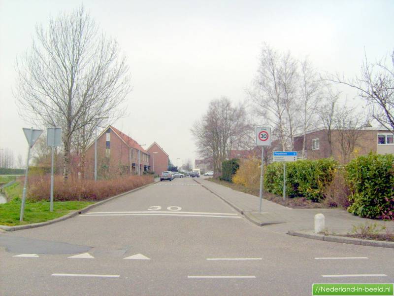 Sommelsdijk > Leeuwerikstraat luchtfoto's / foto's | Nederland-in-beeld.nl