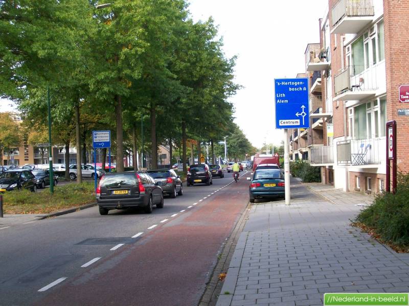 Luchtfoto's Oss / foto's Oss | Nederland-in-beeld.nl