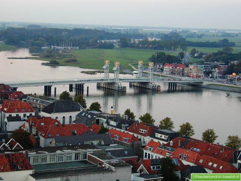 Luchtfoto's Kampen / foto's Kampen | Nederland-in-beeld.nl
