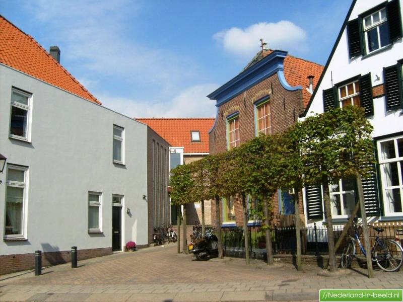 Luchtfoto's Dirksland / foto's Dirksland | Nederland-in-beeld.nl