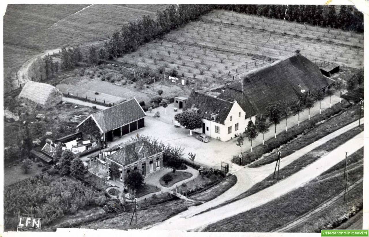 Luchtfoto's Goudswaard / foto's Goudswaard | Nederland-in-beeld.nl
