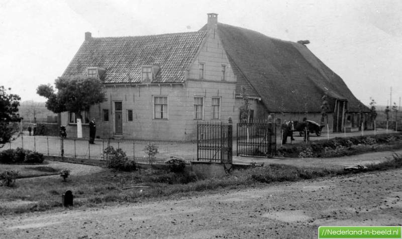 Luchtfoto's Goudswaard / foto's Goudswaard | Nederland-in-beeld.nl